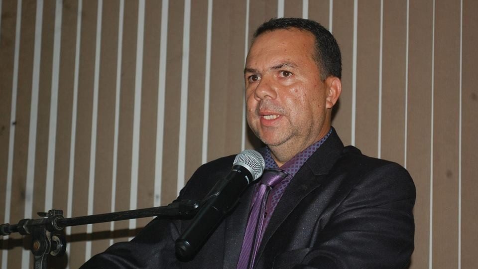 Fernando Carneiro paga segunda parcela do TAC da Educação e silencia ...